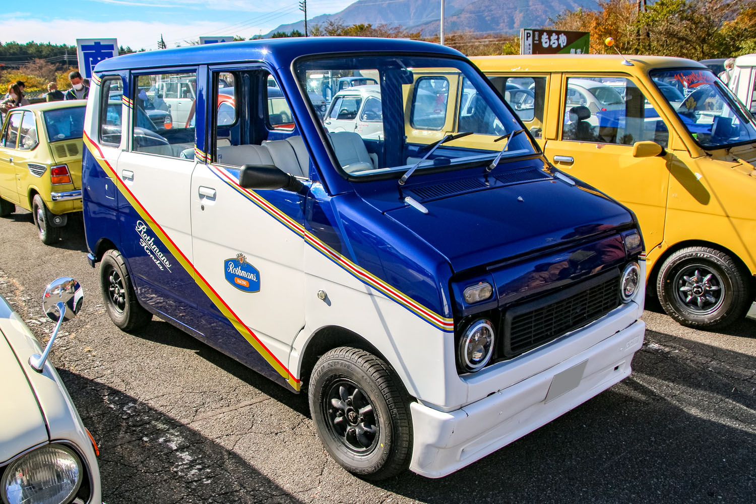 【画像ギャラリー】昭和の軽自動車が200台大集合！ 「富士サンロクミーティング」に集まった「ステップバン」や「バモス」の360cc軽カーたち | AUTO MESSE WEB 〜 カスタム ...