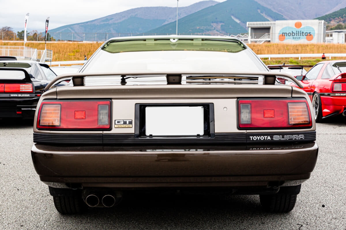 【画像ギャラリー】トヨタ「70スープラ」前期型だけで8台所有！ 学生時代のクルマに復帰したらハマった幸福な「沼」とは | AUTO MESSE ...