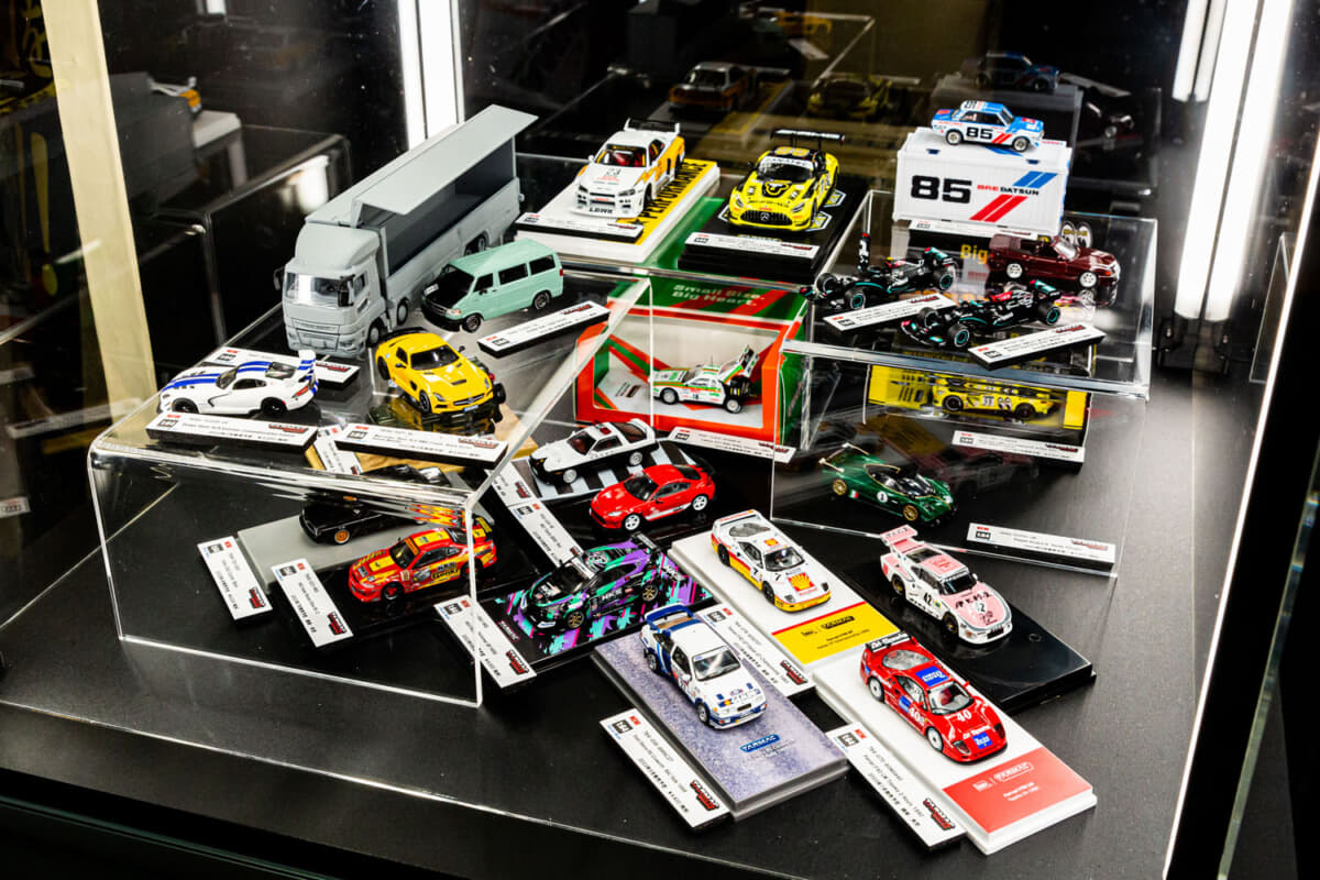 【画像ギャラリー】リバティーウォークの「スーパーシルエットS15シルビア」がリアルに再現！ モデルカーの世界のカスタムトレンドを解説します ...