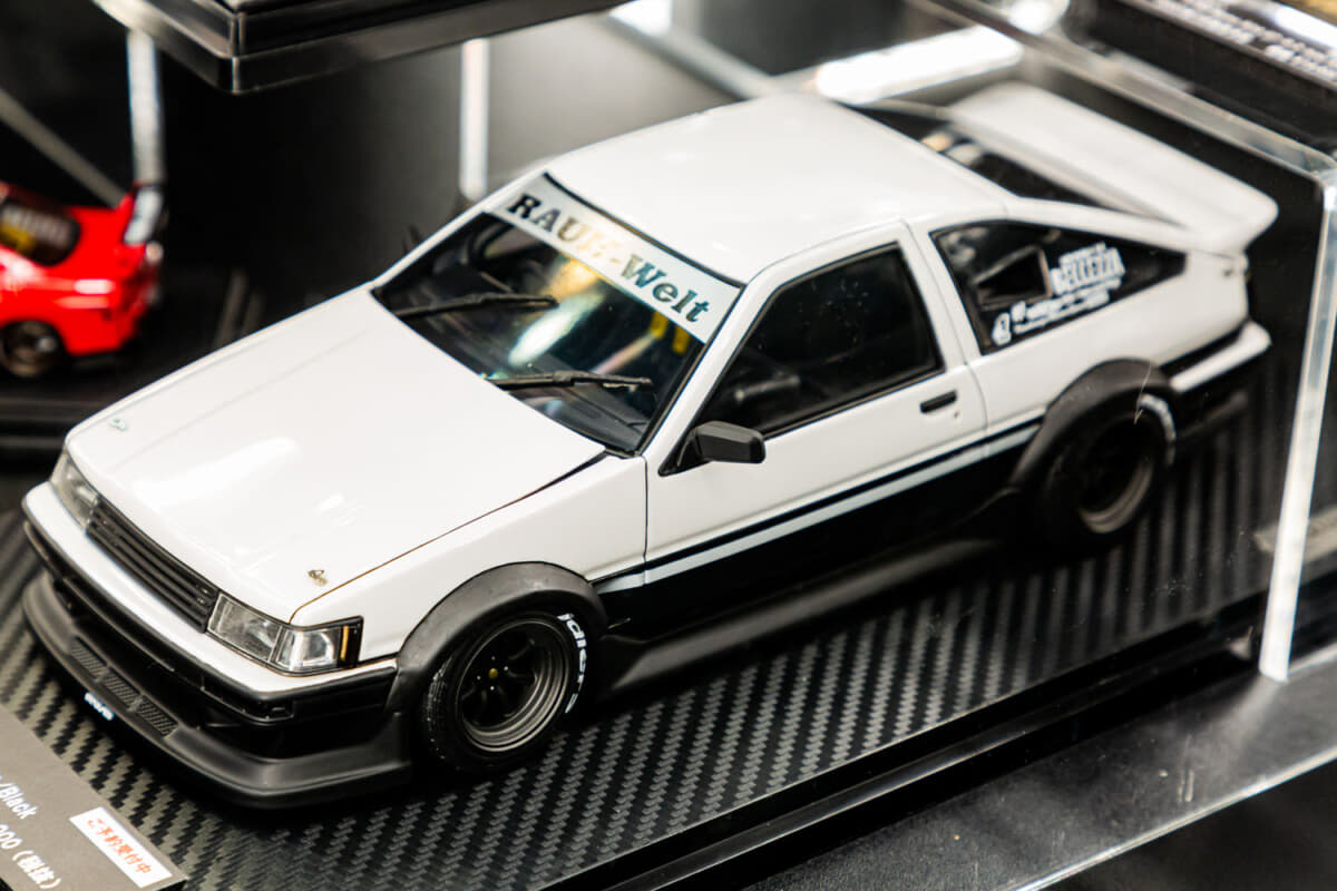 【画像ギャラリー】リバティーウォークの「スーパーシルエットS15シルビア」がリアルに再現！ モデルカーの世界のカスタムトレンドを解説します ...