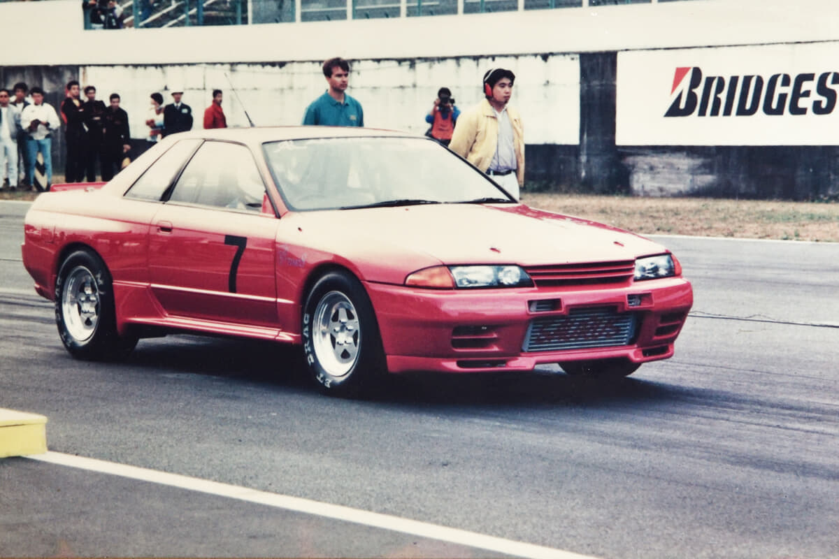 【画像ギャラリー】日産R32「GT-R」でのドラッグレースが運命を変えた！「ガレージ・ザウルス」のチューニングセンスは「自転車」がルーツだった ...