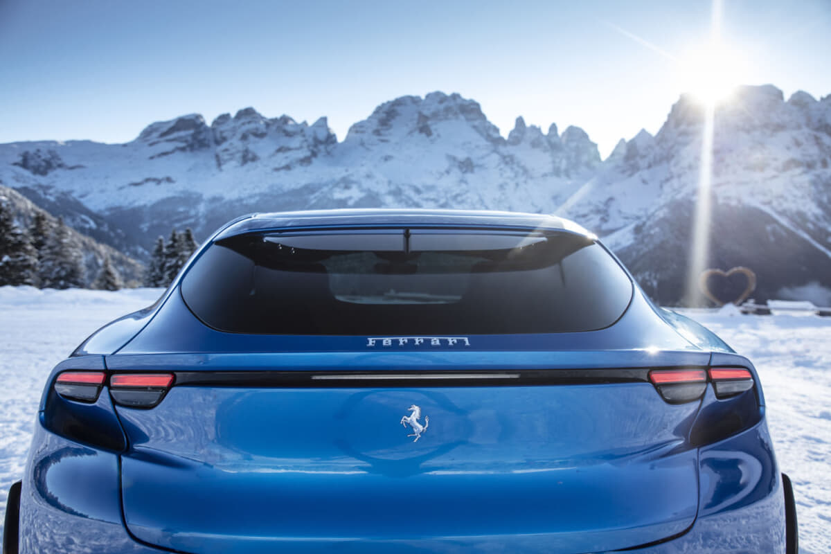 【画像ギャラリー】フェラーリ初のMPV「プロサングエ」は名実ともにSUVではなかった！ 走りはほぼ「812」と同レベルでした | AUTO ...