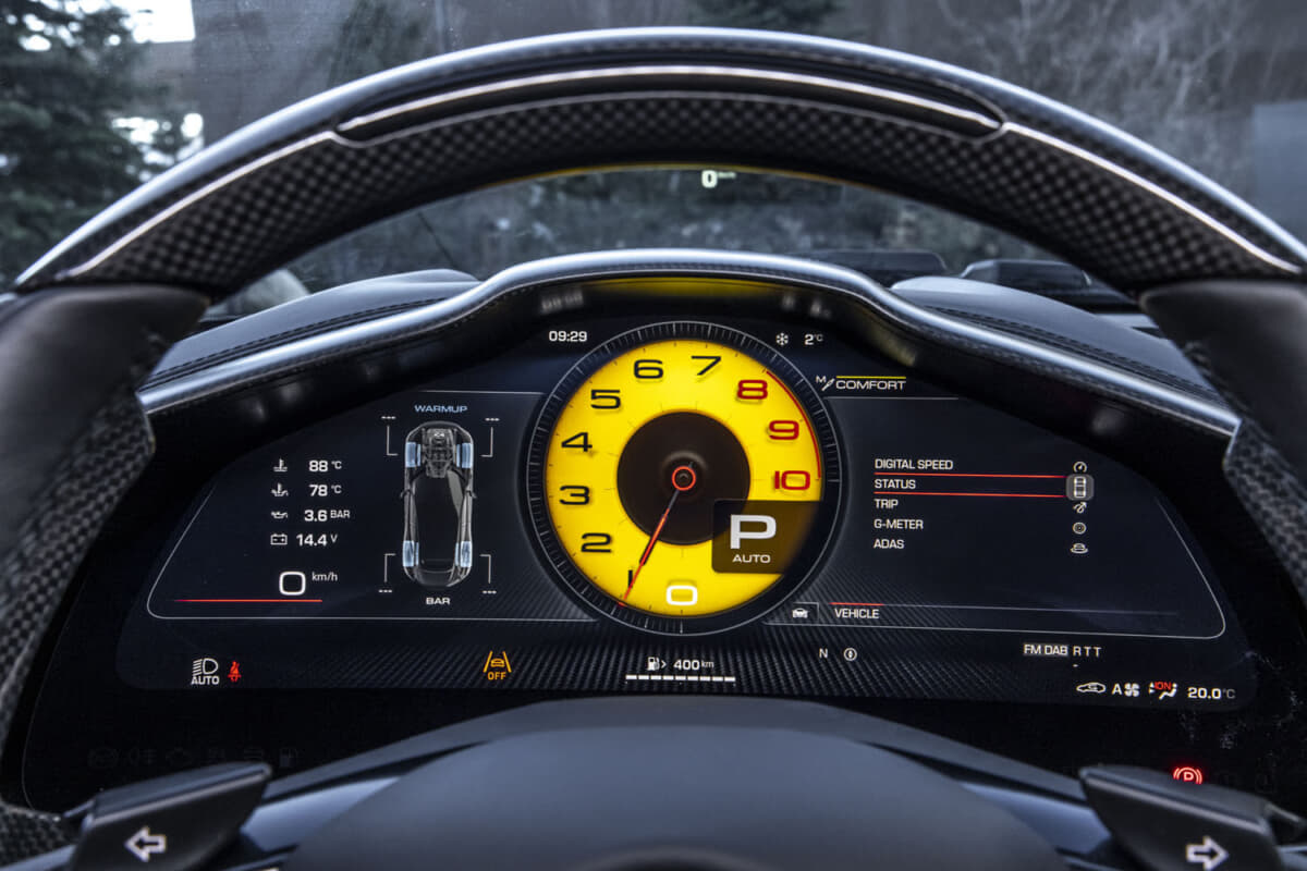 【画像ギャラリー】フェラーリ初のMPV「プロサングエ」は名実ともにSUVではなかった！ 走りはほぼ「812」と同レベルでした | AUTO ...