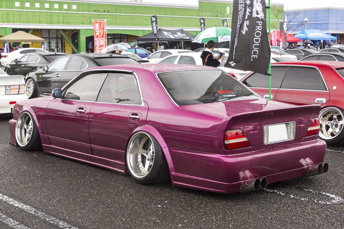 【画像ギャラリー】懐かしのジャンクション「Y32セドリック」は独自アレンジのVIP仕様！ 創設者の直筆サイン入りでリスペクトです | AUTO ...