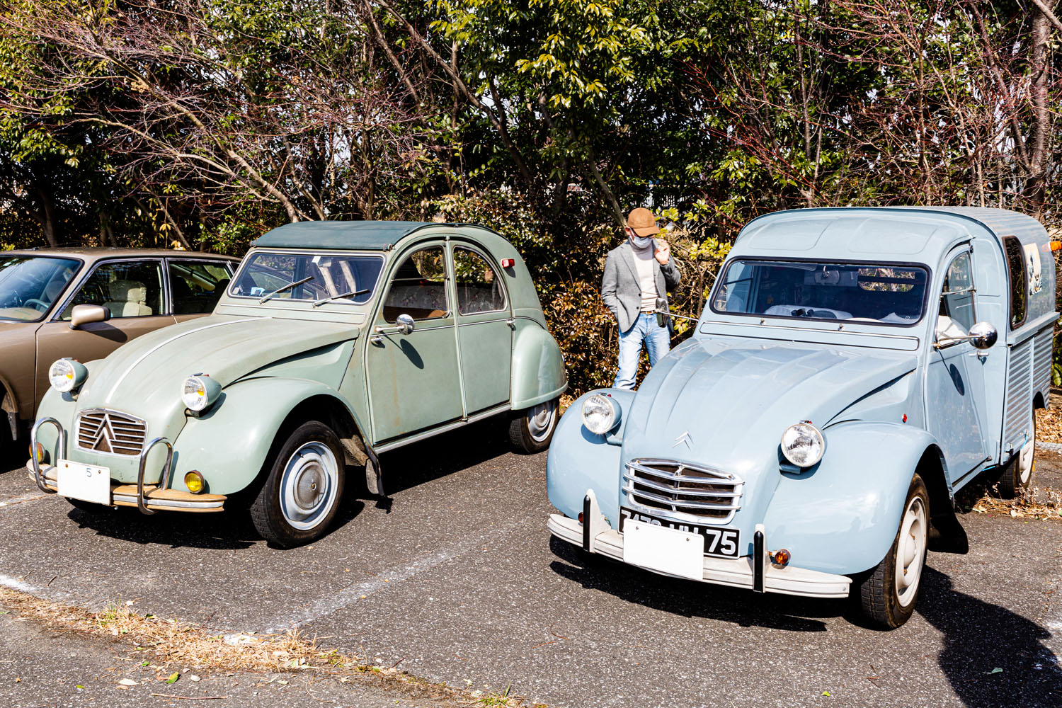 シトロエン「2CV」を7台も所有！ 「シングルナンバー」の「2CV」が現オーナーの元にやってきた理由とは | AUTO MESSE WEB ...