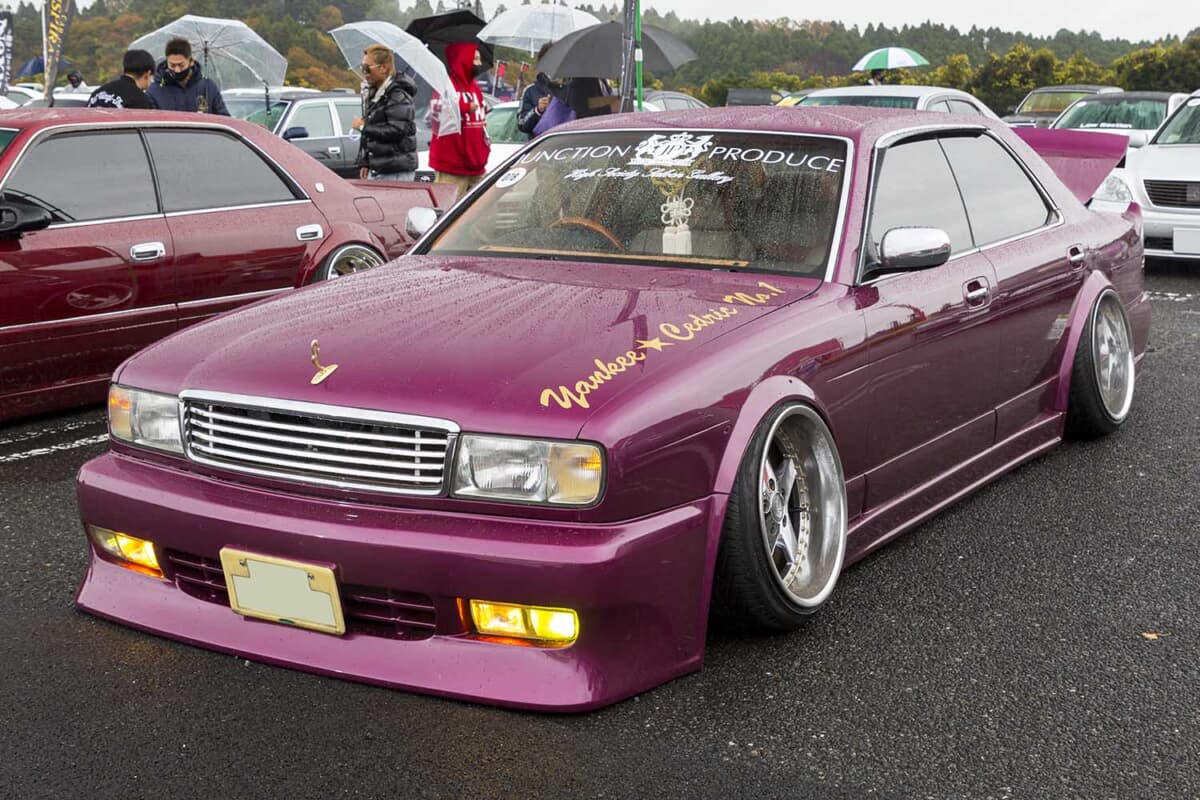 【画像ギャラリー】懐かしのジャンクション「Y32セドリック」は独自アレンジのVIP仕様！ 創設者の直筆サイン入りでリスペクトです | AUTO MESSE WEB（オートメッセウェブ ...