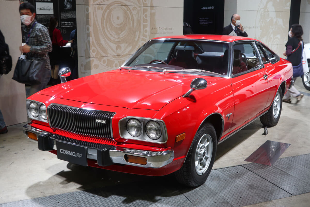 【画像ギャラリー】ロータリーEgを使ったマツダ新型「MX-30 e-SKYACTIV R-EV」日本初お披露目！ 「RE特集のマツダブース」を ...