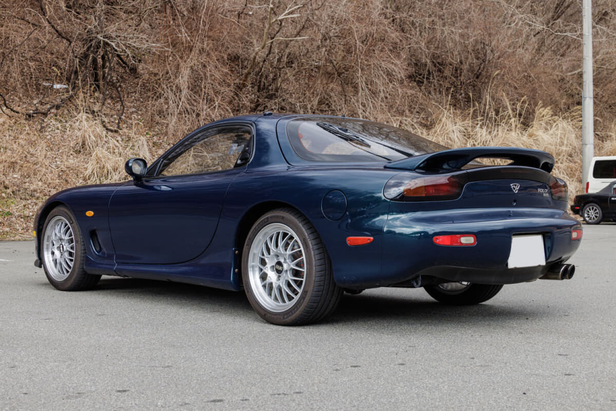 【画像ギャラリー】29年で32万キロ走行！ マツダFD3S「RX−7」をほぼノーマル状態でサーキットを走る理由をオーナーに聞きました | AUTO MESSE WEB（オートメッセウェブ ...