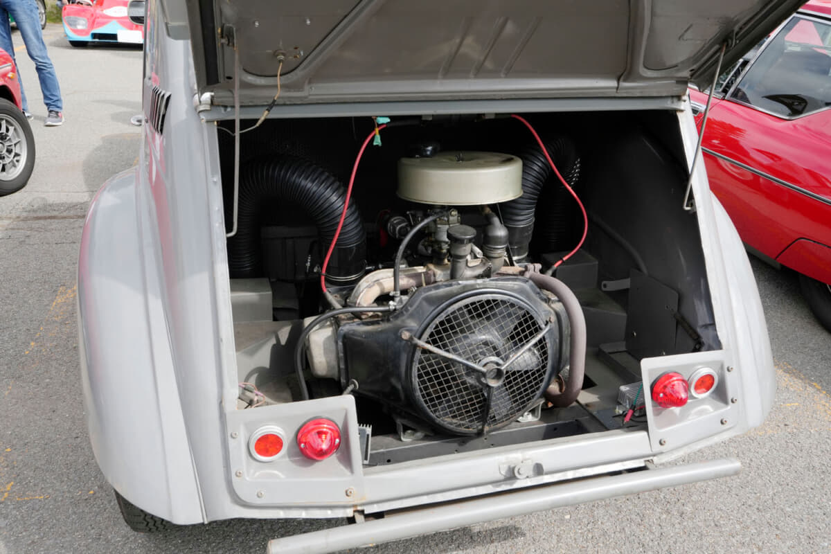 【画像ギャラリー】シトロエン「2CV」にエンジンを2基搭載した「サハラ」とは？ 駆動方式はFFとRRを足した4WD!? | AUTO ...