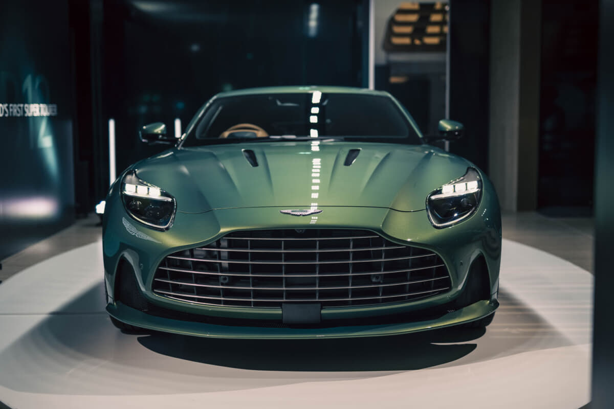 【画像ギャラリー】2990万円！ アストンマーティン新型「DB12」はV8ツインターボ搭載。2023年内にデリバリー開始です | AUTO MESSE WEB（オートメッセウェブ） 〜 クルマ ...