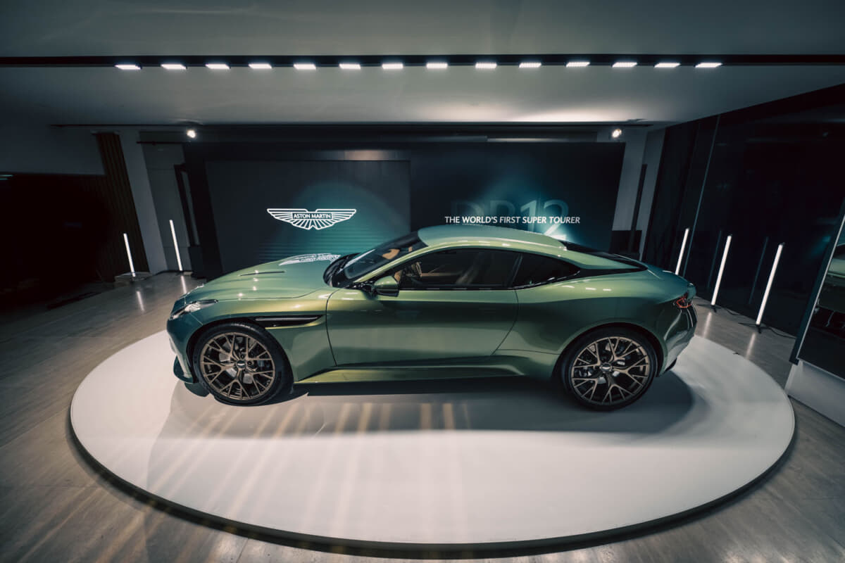 【画像ギャラリー】2990万円！ アストンマーティン新型「DB12」はV8ツインターボ搭載。2023年内にデリバリー開始です | AUTO MESSE WEB（オートメッセウェブ） 〜 クルマ ...