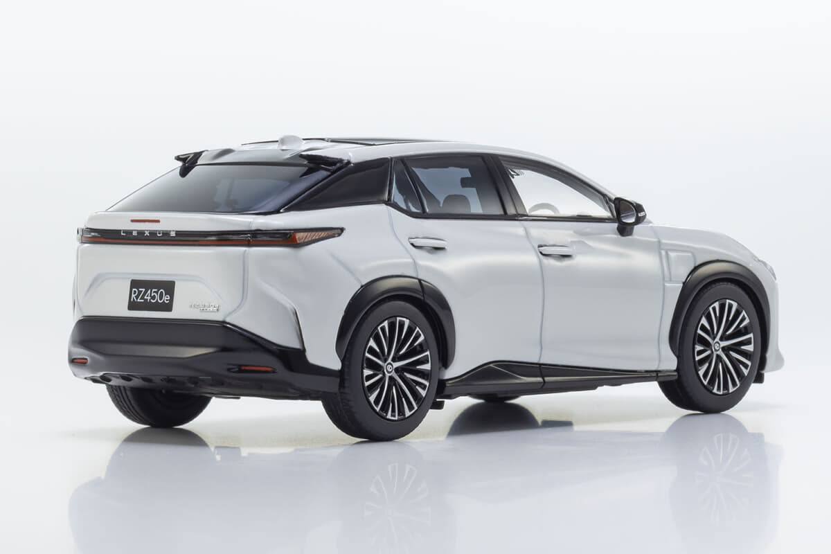 【画像ギャラリー】レクサス初のEV「RZ450e」が京商から発売！ 特別仕様車のファーストエディションも1/43スケールモデルで再現 ...
