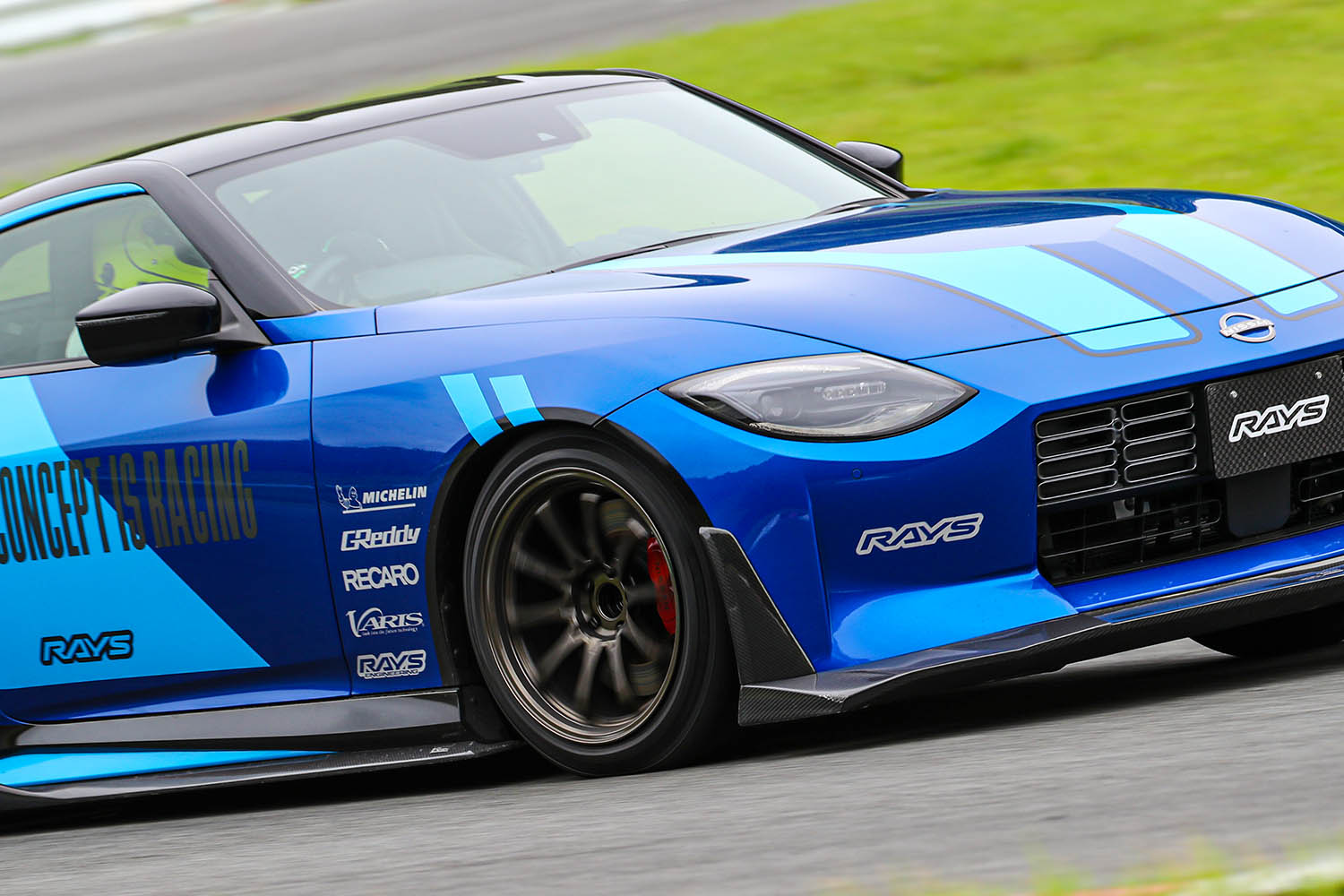 「タイヤ幅を広げたような感覚」ホイールで変わるタイヤ性能！ レイズ「ボルクレーシングCE28N-plus」をサーキットで試してみました ...