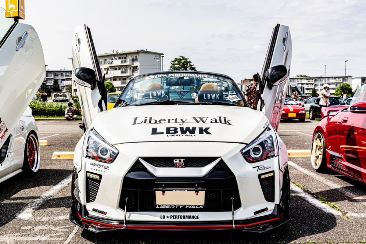「GT-R」の姿をしたダイハツ「コペン」の進化が止まらない！ リバティーウォークのボディキットで普通車登録「ワクワクしかない」 | AUTO ...