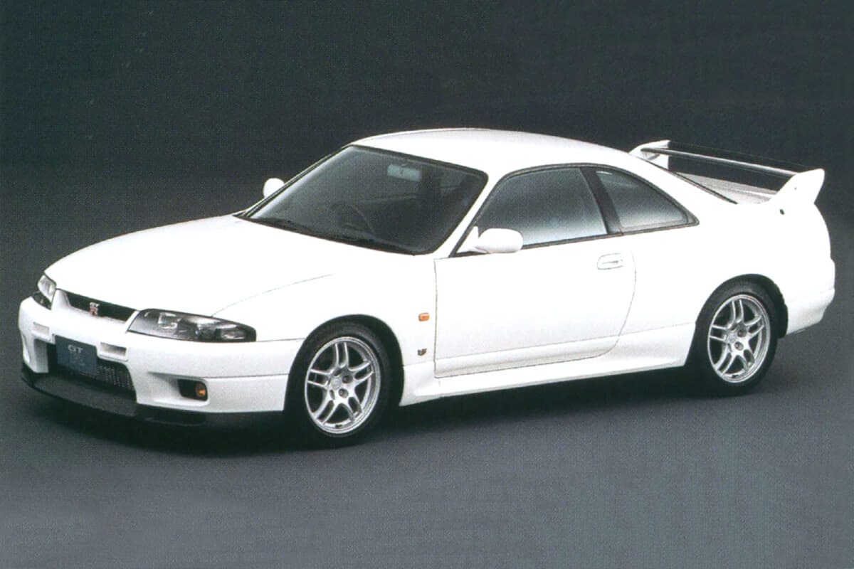 【画像ギャラリー】日産R33「スカイラインGT-R」の進化の系譜とは？ ル・マン参戦に4ドアや「400R」など特別モデルも多彩だった ...