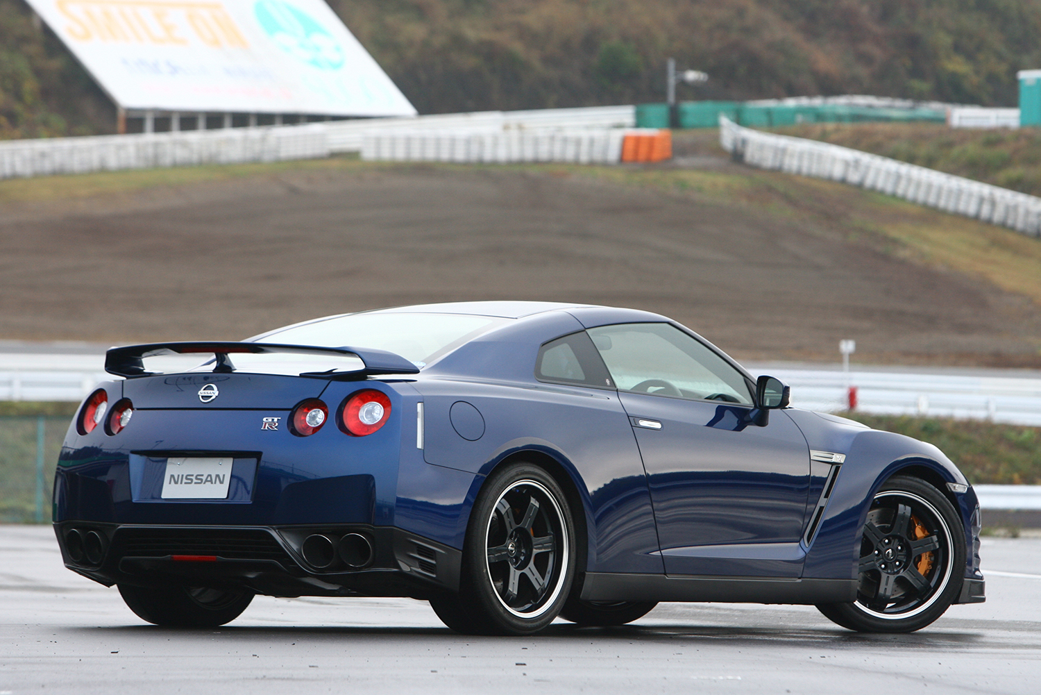 【画像ギャラリー】「1億円超えも!!」日産「R35 GT-R」のレアな特別仕様車ぜんぶ見せます！「T-spec」は本当にラストモデルになる ...