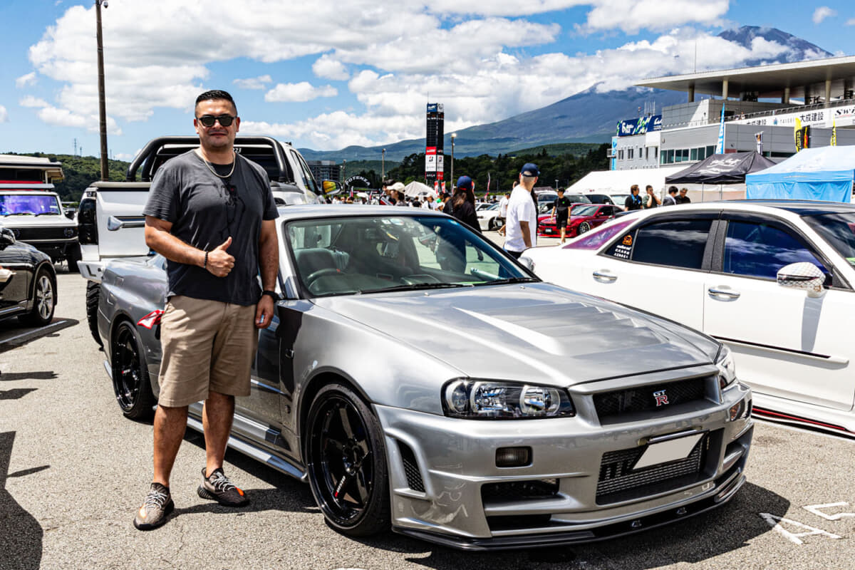 【画像ギャラリー】幻の「Z-tune」仕様にした日産「R34 GT-R」オーナーは在日米軍基地勤務。赴任先で「GT-R」「箱根」「桜」の夢を ...