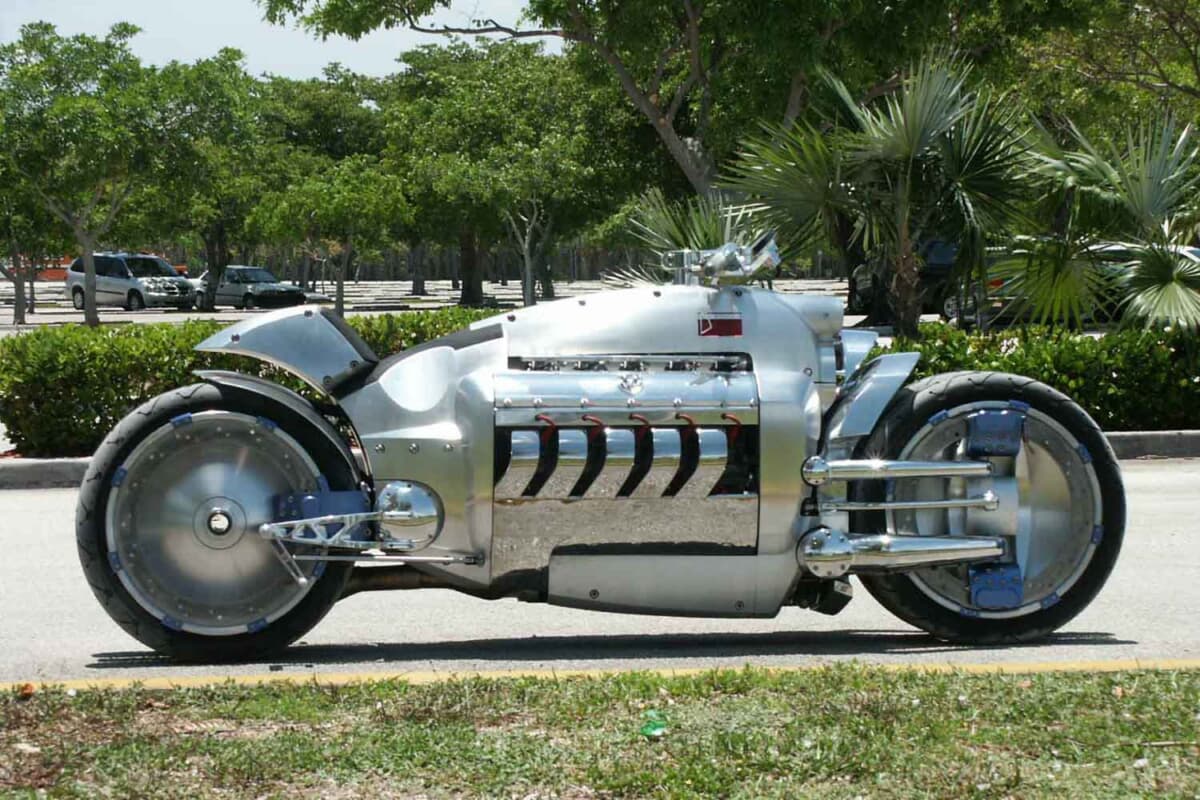 約6100万円のダッジ「トマホーク」に跨った！ 理論的には最高速418キロ出る（？）マシンでした【クルマ昔噺】 | AUTO MESSE ...