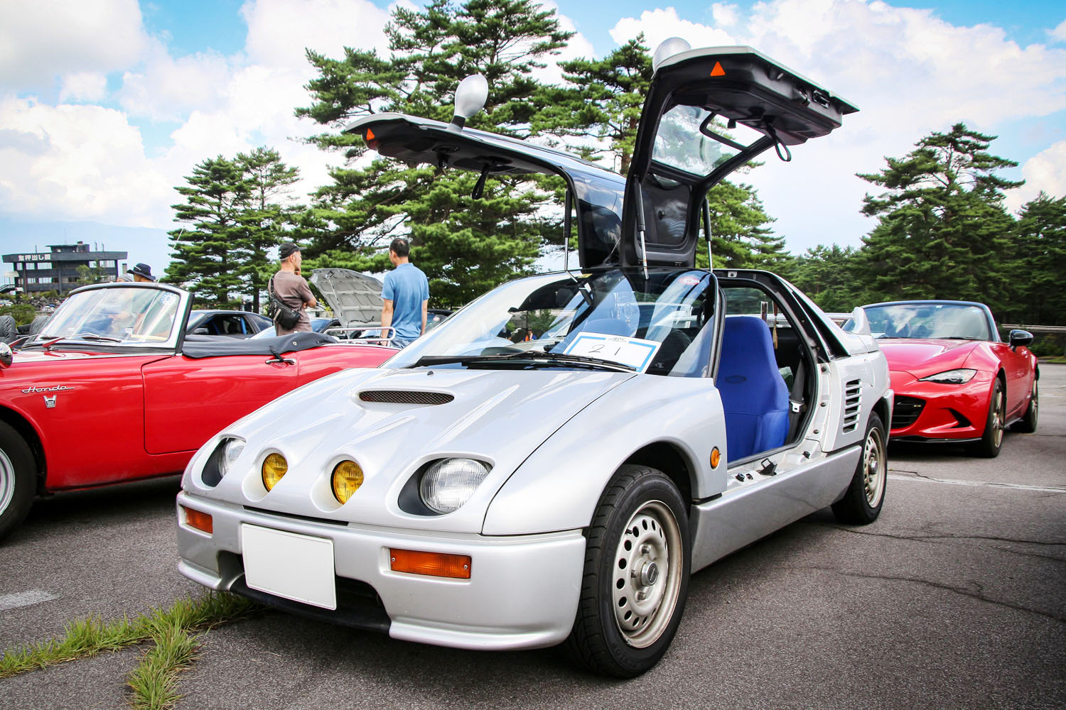 マツダ「AZ-1」伝説の限定車「M2 1015」を新車購入して28年4万キロ！ ダブルクラッチを駆使して大切に乗ってます | AUTO MESSE WEB（オートメッセウェブ） 〜クルマを文化する