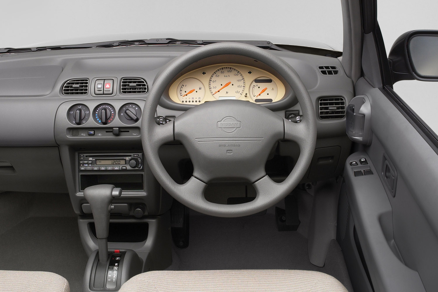 「無印良品」の失敗作！ 170台しか売れなかった「マーチ」あらため「MUJI＋Car 1000」とは？ 今なら激売れの予感 | AUTO MESSE WEB（オートメッセウェブ） 〜クルマを ...