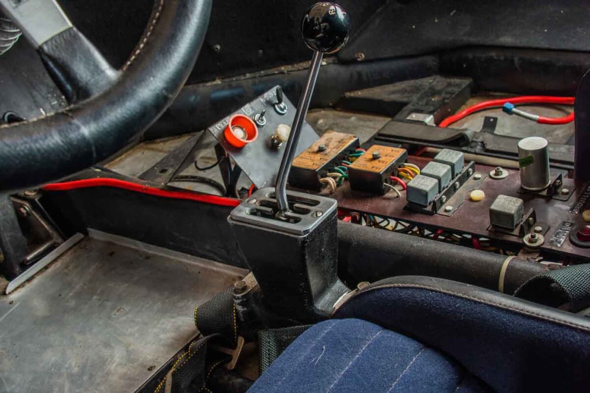 【画像ギャラリー】スーパーカーの代名詞フェラーリ「512BB」の不動車が2.2億円！ 高額の理由はル・マンに出場したコンペティツィオーネだから ...