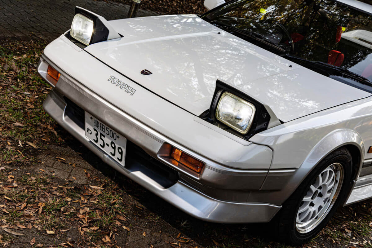 【画像ギャラリー】19歳女子、トヨタ初代「MR2」を初体験「母のAE86に内装の雰囲気が似てますね」【令和女子旧車に乗る】 | AUTO ...