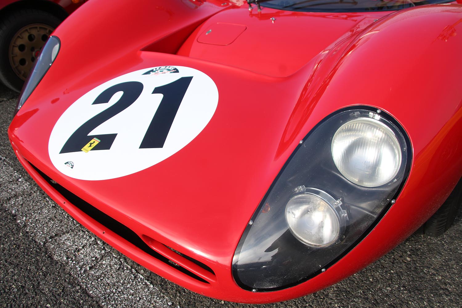 美しすぎるフェラーリ「330 P4」が日本に!?「プロポーションが好きで」手に入れた「F50」オーナーのスポーツ走行用の愛車の正体とは ...