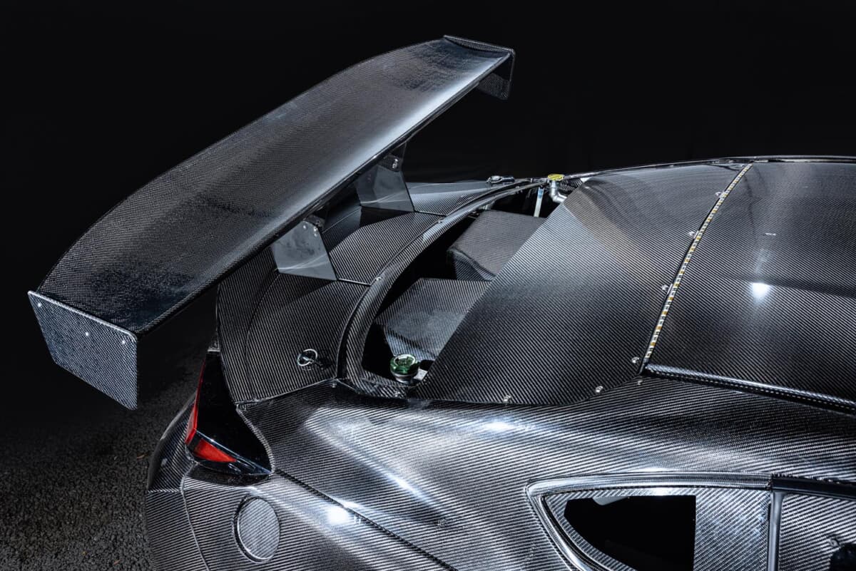 トヨタ「GR86」が全身カーボンに！ KAZAMAが「東京オートサロン」ドレスアップ・スポーツカー部門で最優秀賞を受賞しました | AUTO ...