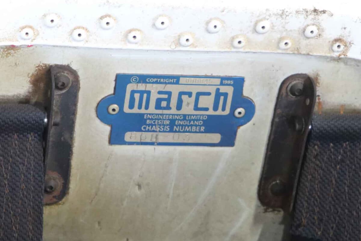 バブル期の「CABIN RACING」からレースクイーン文化は始まった!? 国内モータースポーツ界を変革した懐かしのチームのマシンを紹介します ...