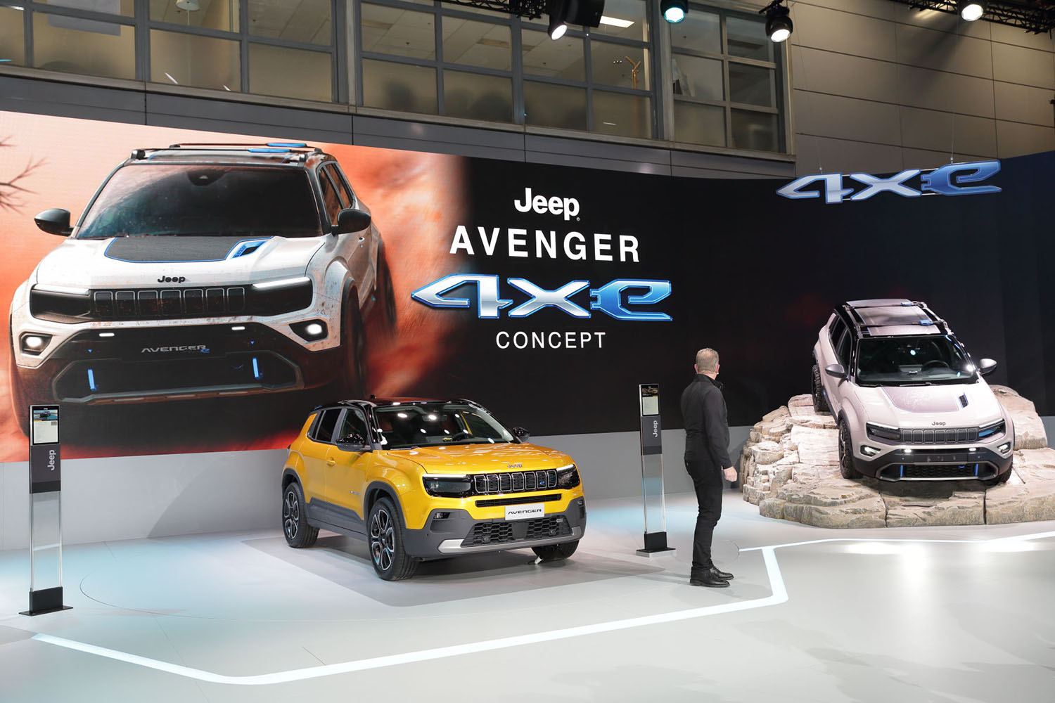 ジープ初市販BEV「アヴェンジャー」はなぜ欧州で生産？ 北米での販売はなくとも日本導入してほしい1台とは | AUTO MESSE WEB ...