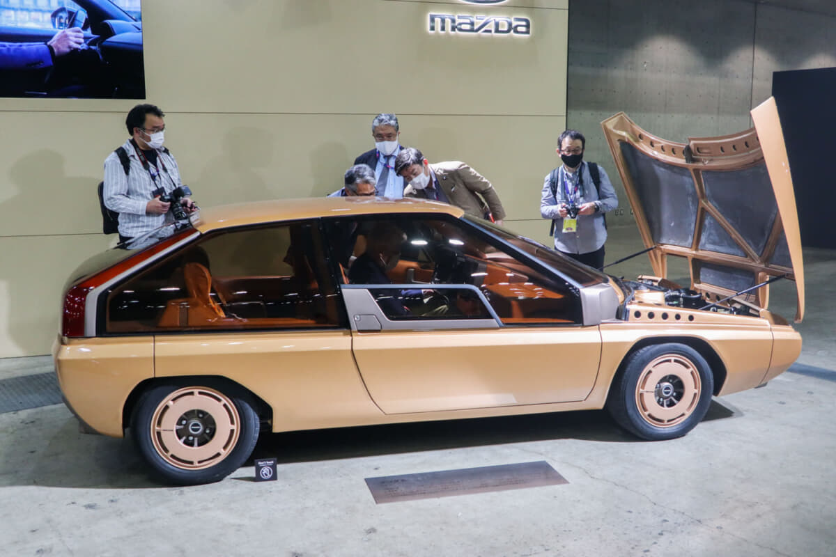 【画像ギャラリー】ハンドルがない!? マツダ「MX−81」は昭和シティポップなテイストで未来を予想したコンセプトカーでした | AUTO MESSE WEB（オートメッセウェブ） 〜 クルマを ...