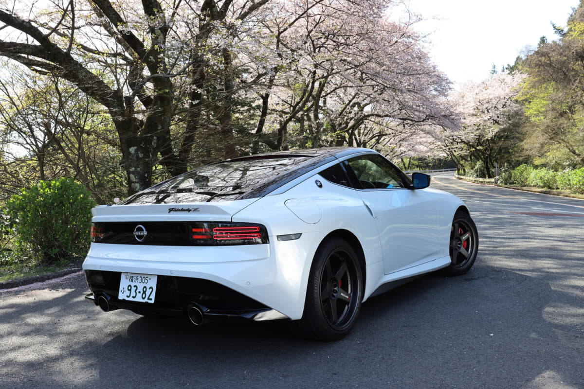 【画像ギャラリー】ニスモ「RZ34 フェアレディZ」に日産ワークスドライバーが試乗！「NISMO LM GT4」を履いたデモカーの仕上がりは？ | AUTO MESSE WEB（オートメッセ ...