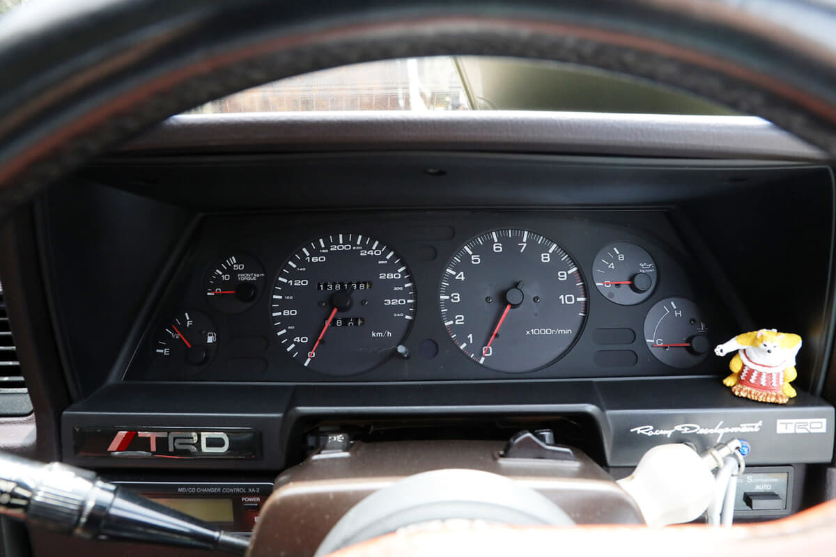 【画像ギャラリー】トヨタ「ソアラ」にR32「GT-R」のエンジンと室内装備を移植！ 目指したのは漫画『シャコタン☆ブギ』のハジメちゃん仕様でし ...