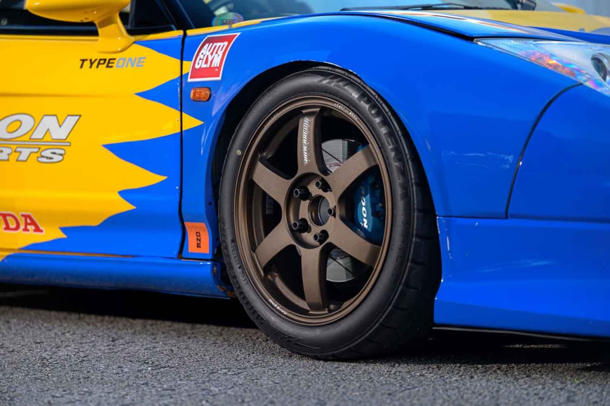 【画像ギャラリー】約5500万円！ ホンダ「NSX-R GT」が予想以上の落札価格。スプーンがレース参戦20周年を記念して製作したマシンでした ...