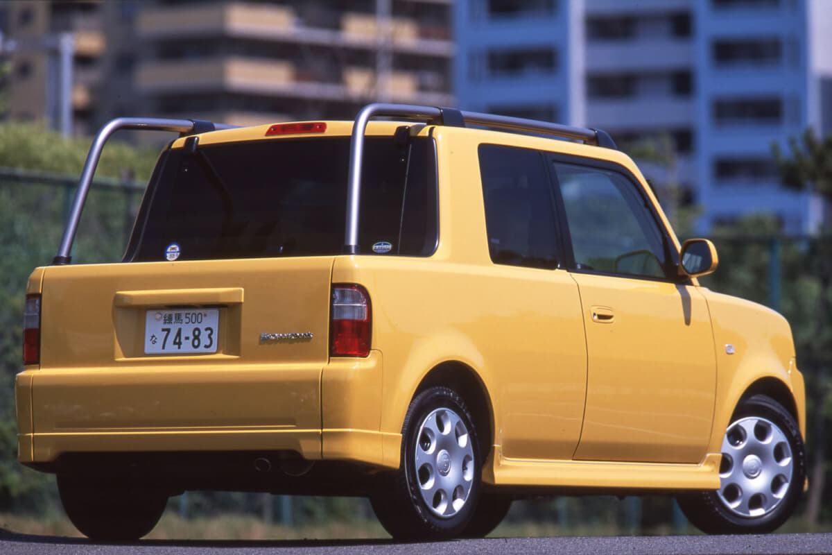 【画像ギャラリー】トヨタ「bBオープンデッキ」はベース車プラス10万円のバーゲンプライスだった！ アウトドアブームの今こそ欲しい1台でした ...