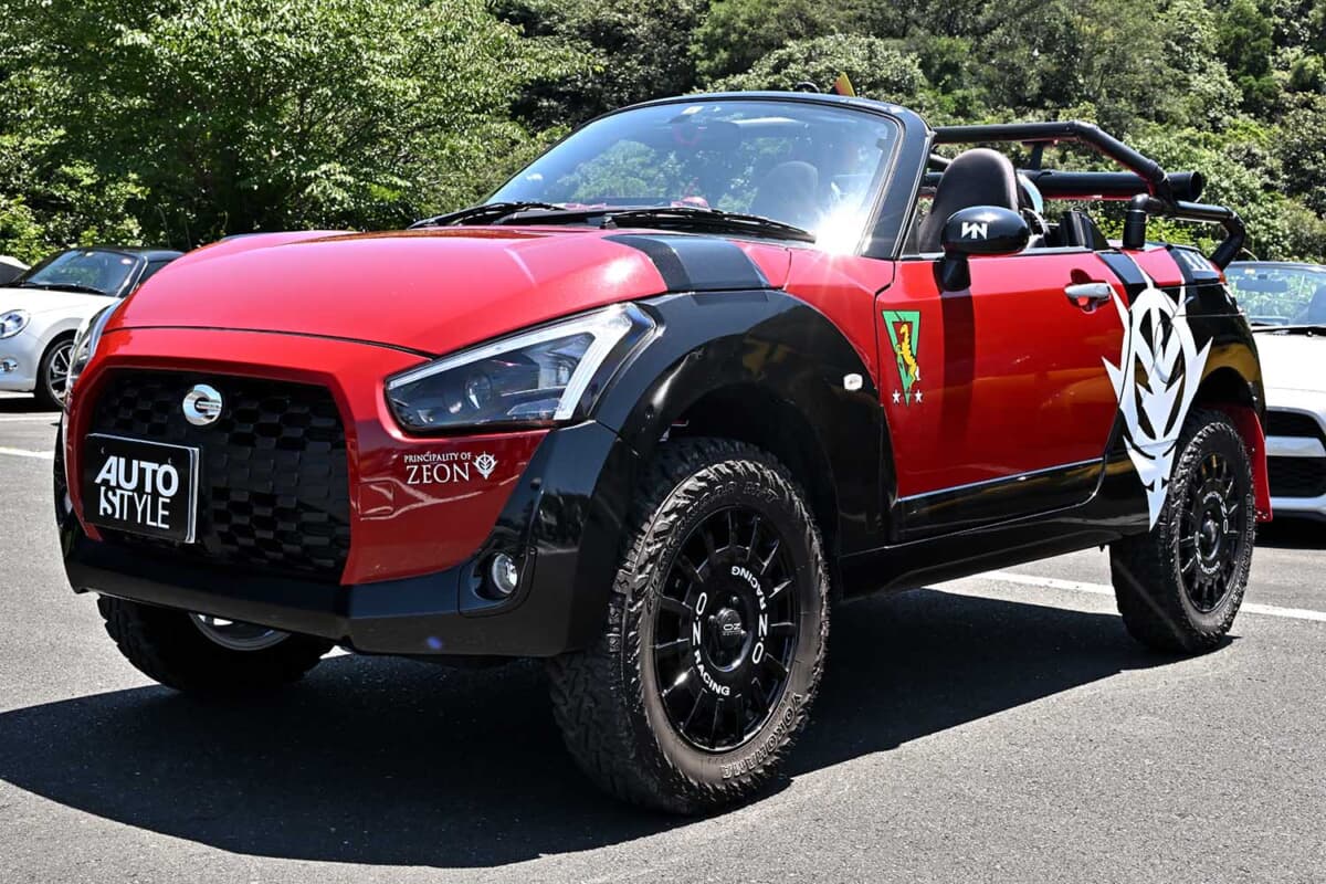 「シャア」専用!? ダイハツ「コペンXPLAY」をアゲ系にして「ジョニー・ライデン」仕様に！ バズーカあります | AUTO MESSE ...