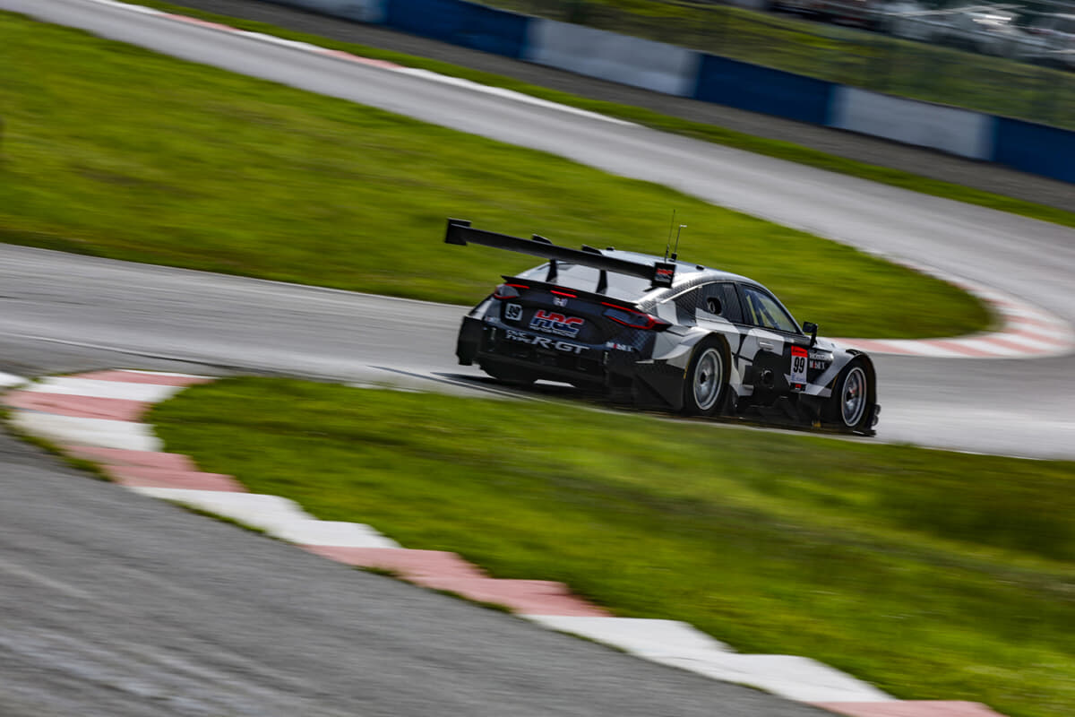 【画像ギャラリー】SUPER GTに参戦するホンダ「シビック タイプR-GT」が初走行！ 完成度の高さに2024年シーズンが待ち遠しい！ | AUTO MESSE WEB（オートメッセウェブ ...