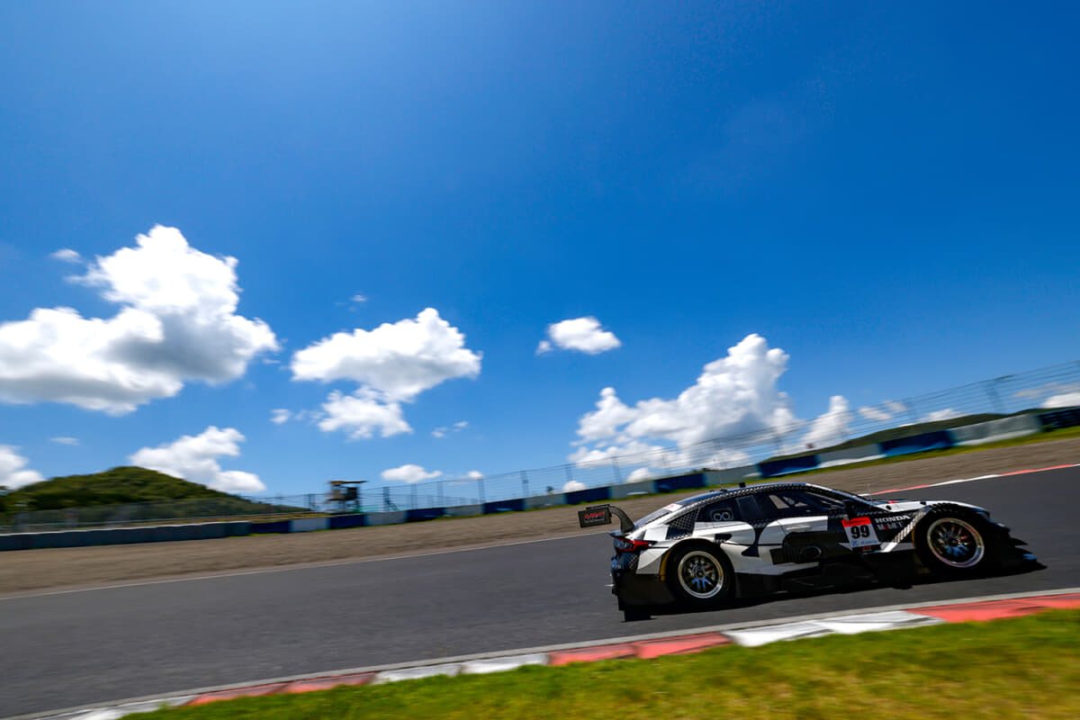 【画像ギャラリー】SUPER GTに参戦するホンダ「シビック タイプR-GT」が初走行！ 完成度の高さに2024年シーズンが待ち遠しい！ | AUTO MESSE WEB（オートメッセウェブ ...