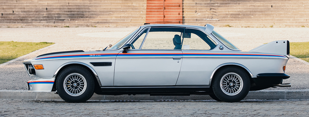 4500万円で落札！ BMW「3.0CSL」の最終進化版「バットモービル」は腐りやすかった!? | AUTO MESSE WEB（オートメッセウェブ） 〜クルマを文化する