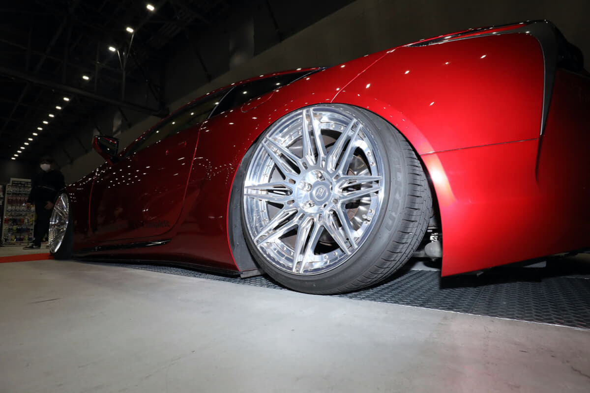 【画像ギャラリー】彼女のレクサス「LC500」は極限の車高短ツライチ仕様！ 元VIPカー乗りのドレスアップはこだわりのワンオフ仕様です ...